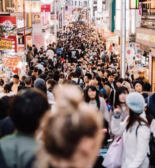 The dangers of over-sharing on social media - Datamills